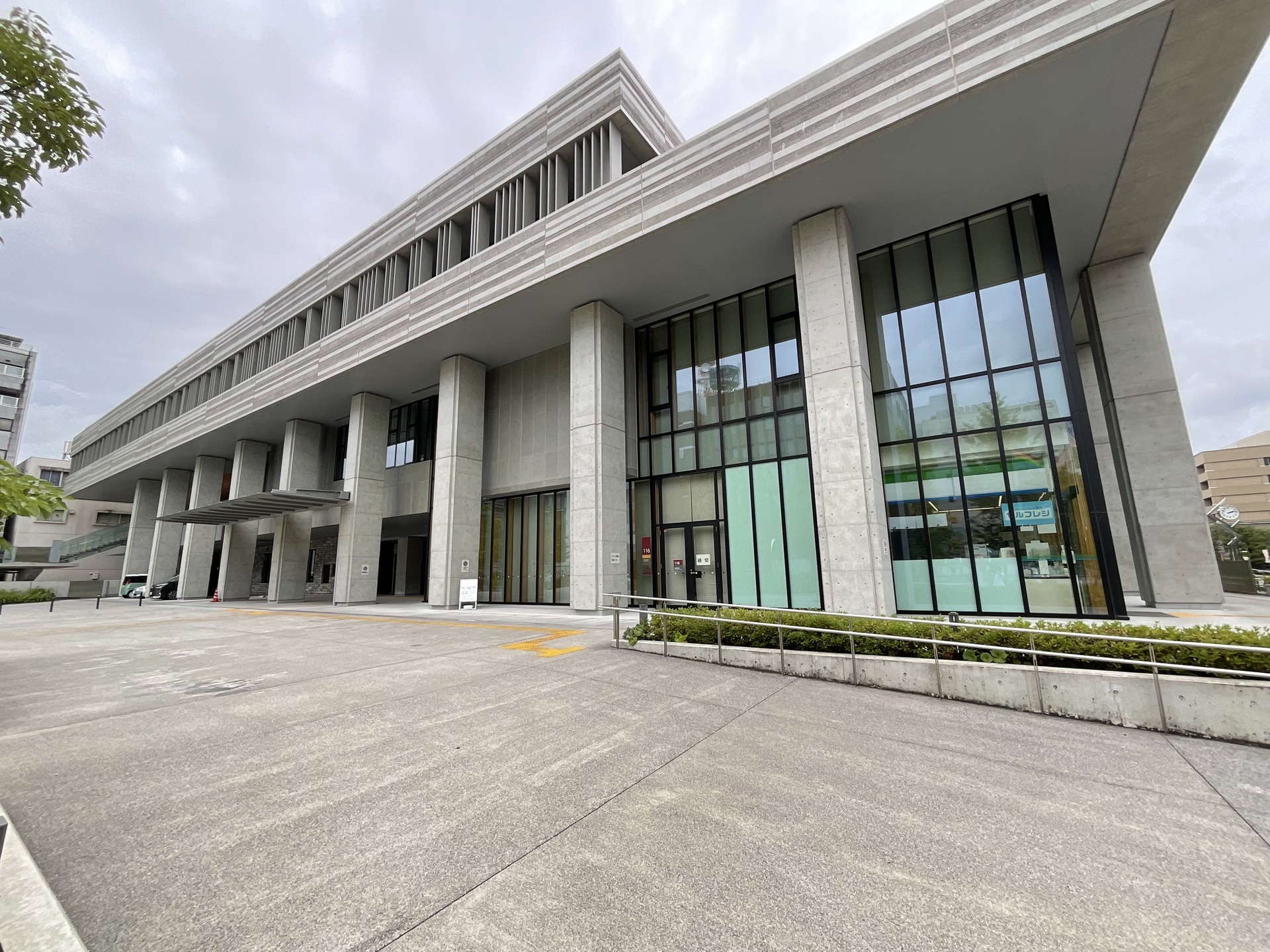 映画のハシゴ＆スタンプラリーの続き: 海と陸の間にある世界